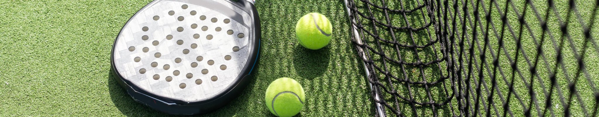 Padelbat guide - Køb nyt padel bat til hele familien her!